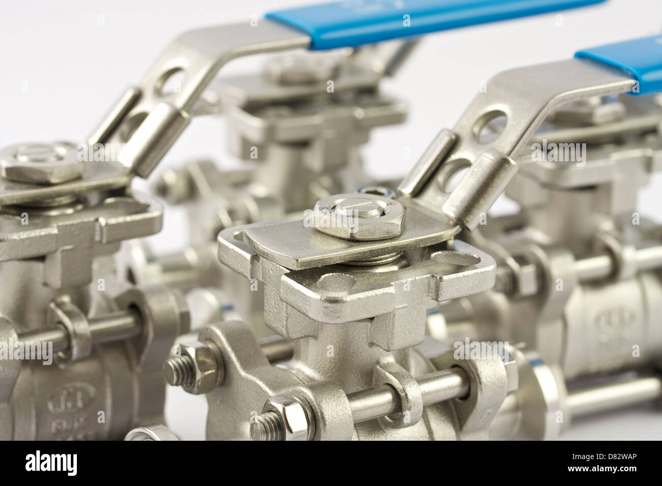 Manual valves close up hi-res stock photography and images - Alamy