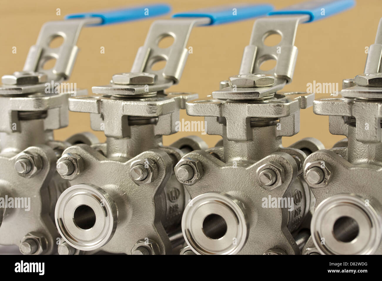 Manual valves close up hi-res stock photography and images - Alamy