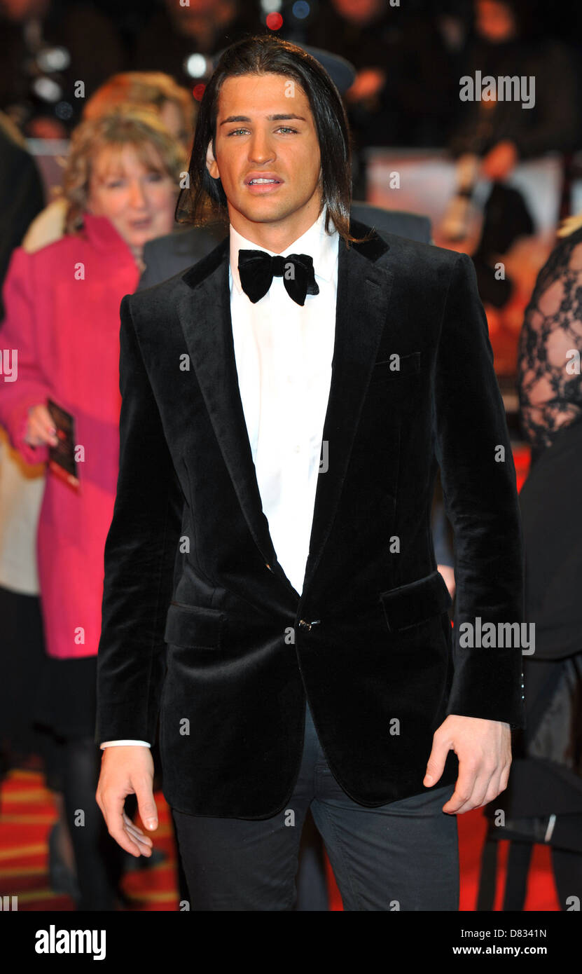 Ollie Locke War Horse - UK film premiere held at the Odeon Leicester ...