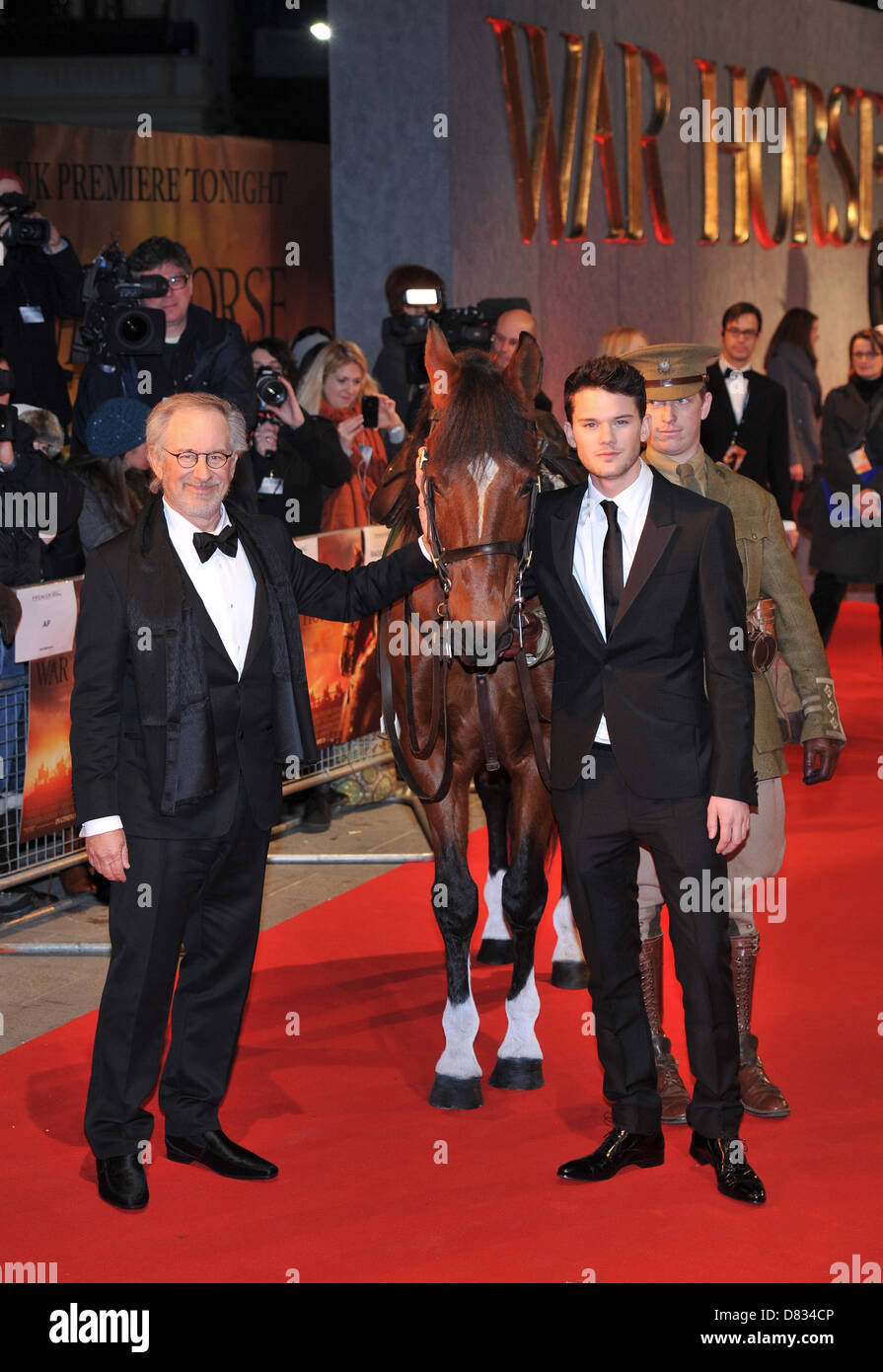 Jeremy Irvine War Horse Premiere