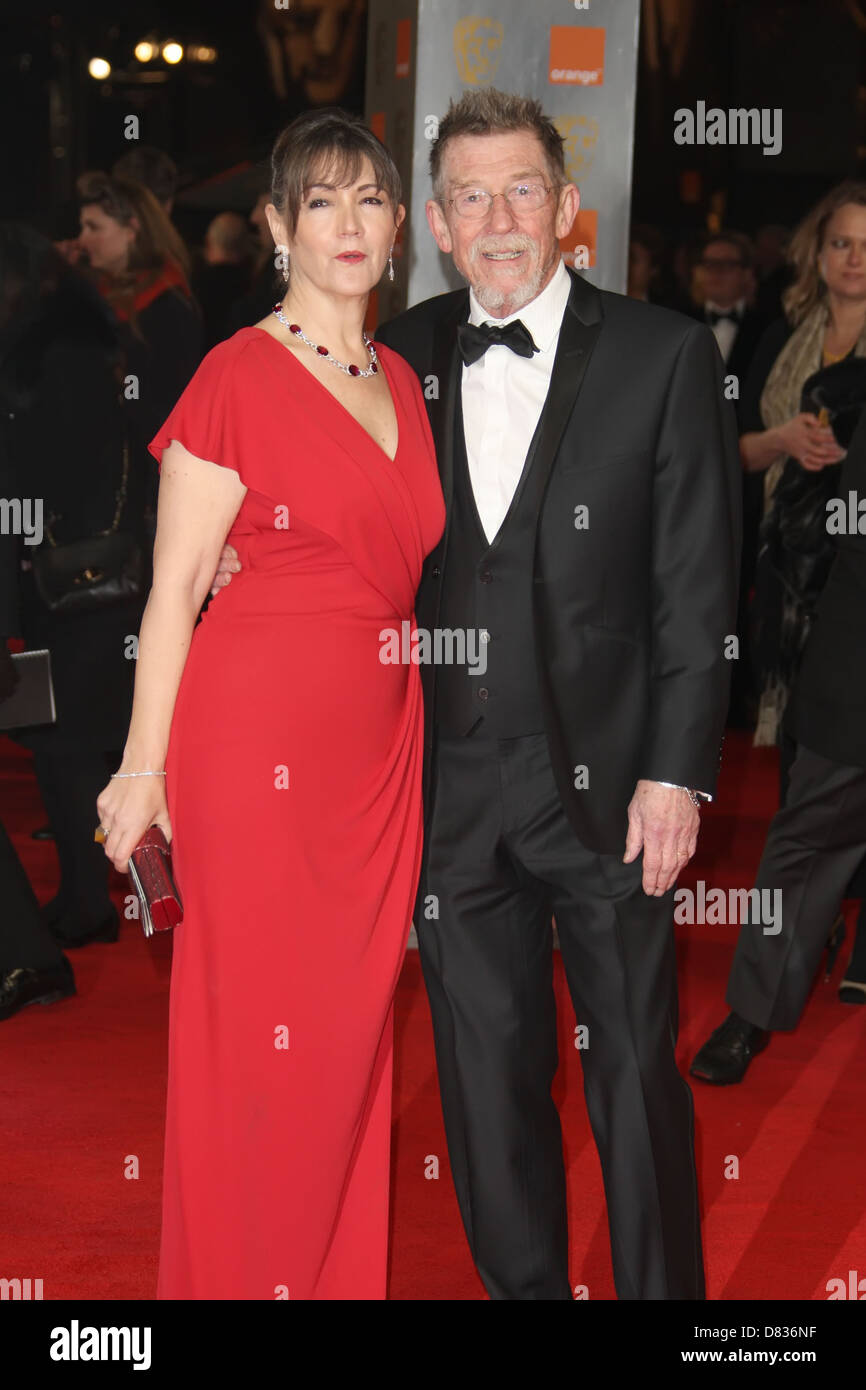 John hurt and his wife ann rees meyers hi-res stock photography and ...