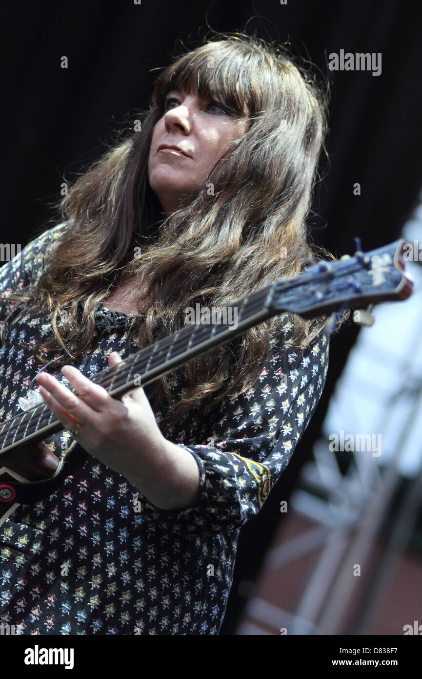 Pajama Club performing live at the Laneway Festival 2012 Adelaide ...