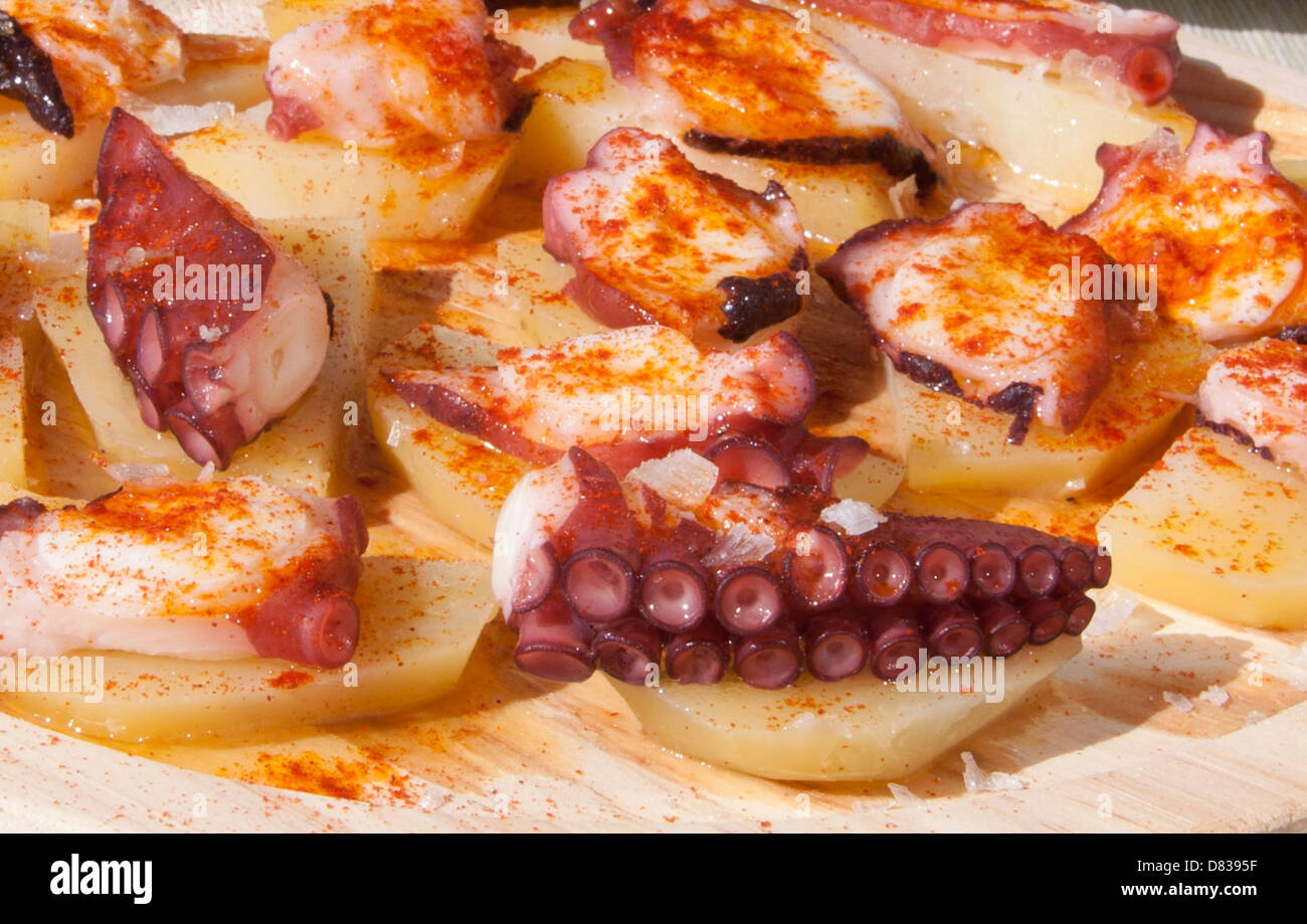 Mediterranean lunch plate Stock Photo - Alamy