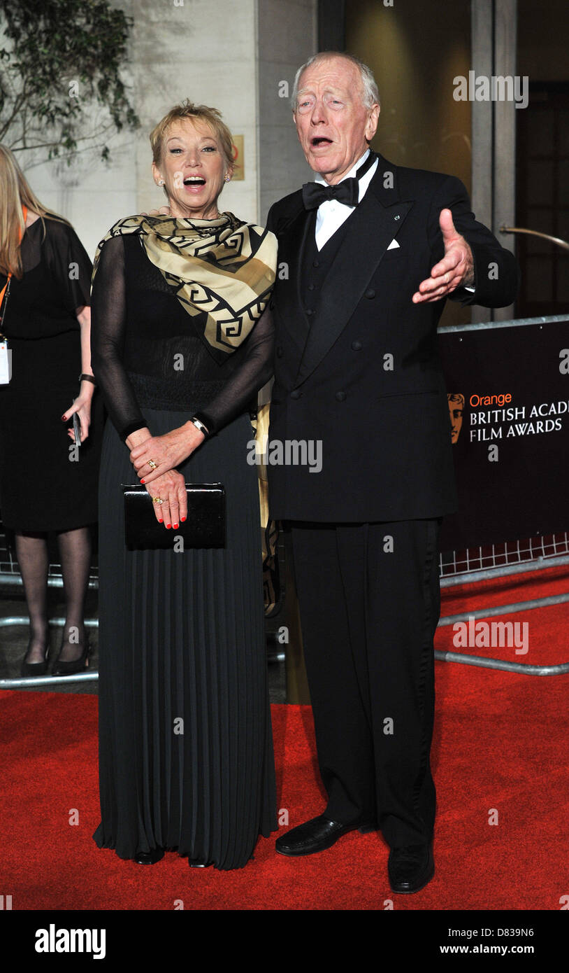 Catherine brelet and max von sydow hi-res stock photography and images ...