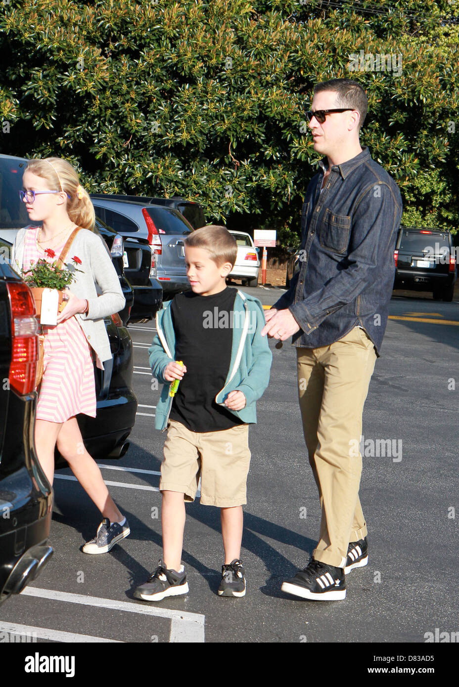 Jim Toth with Resse Witherspoon's children Ava Phillippe and Deacon ...