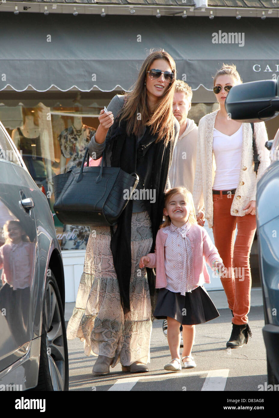 Victoria's Secret Angel Alessandra Ambrosio and her daughter Anja ...