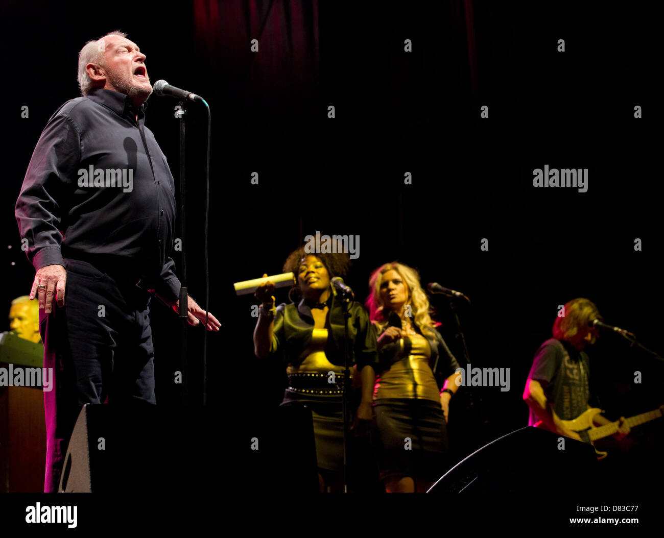 Joe Cocker performing live at Albufeira Pine Cliffs Summer Gala 2011 ...