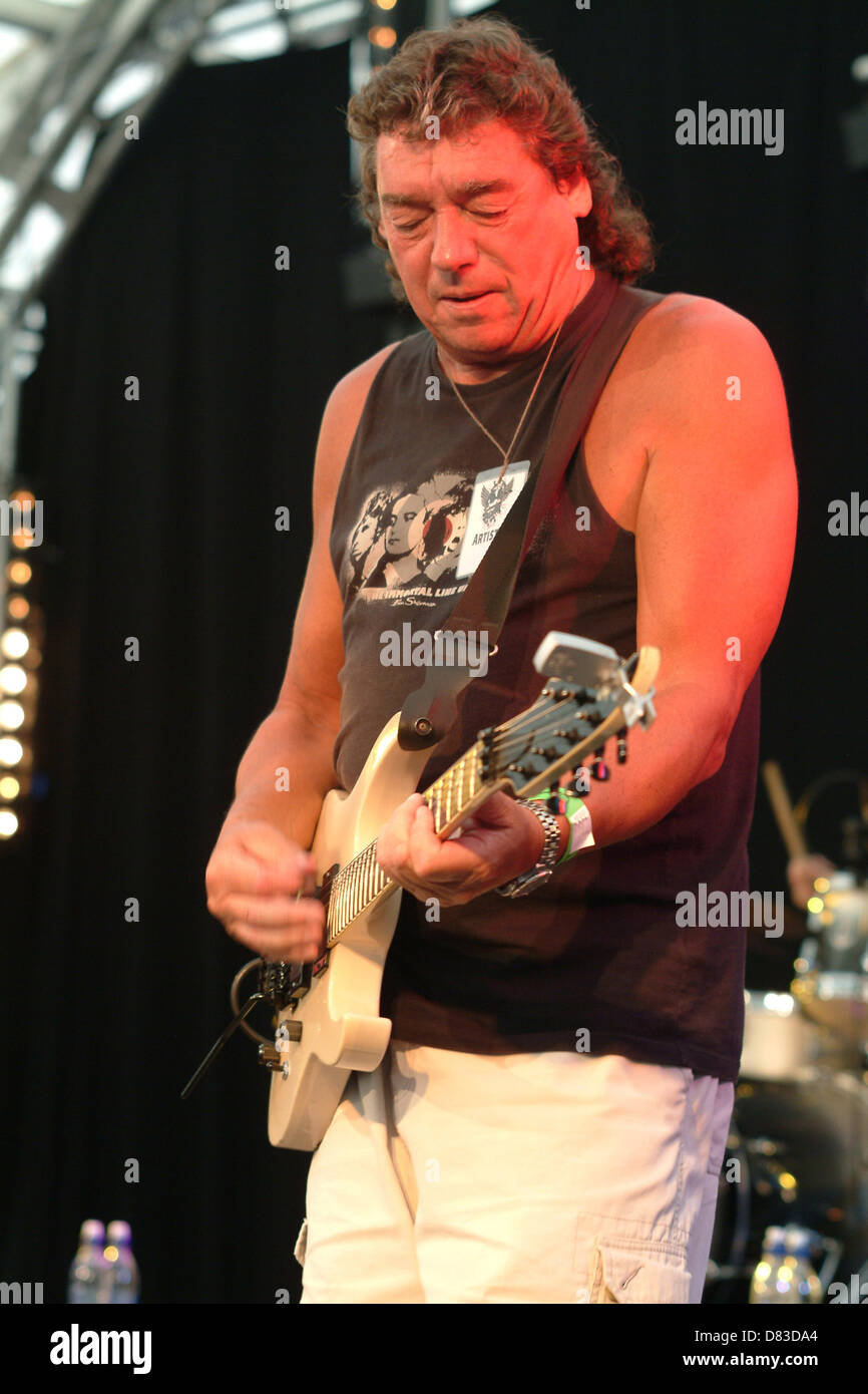 Dennis stratton iron maiden hi-res stock photography and images - Alamy
