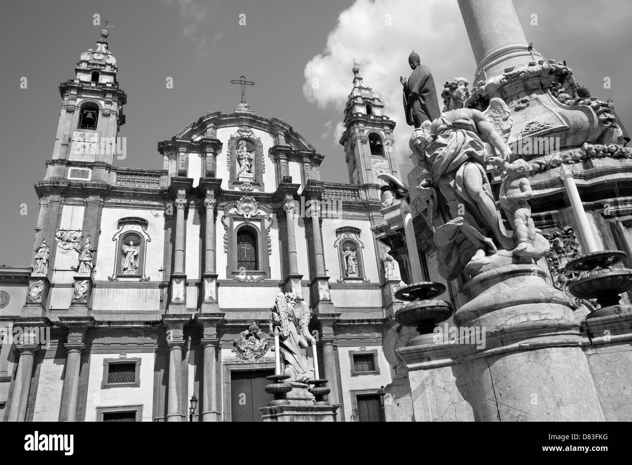Palermo - San Domenico - Saint Dominic church and baroque column Stock ...