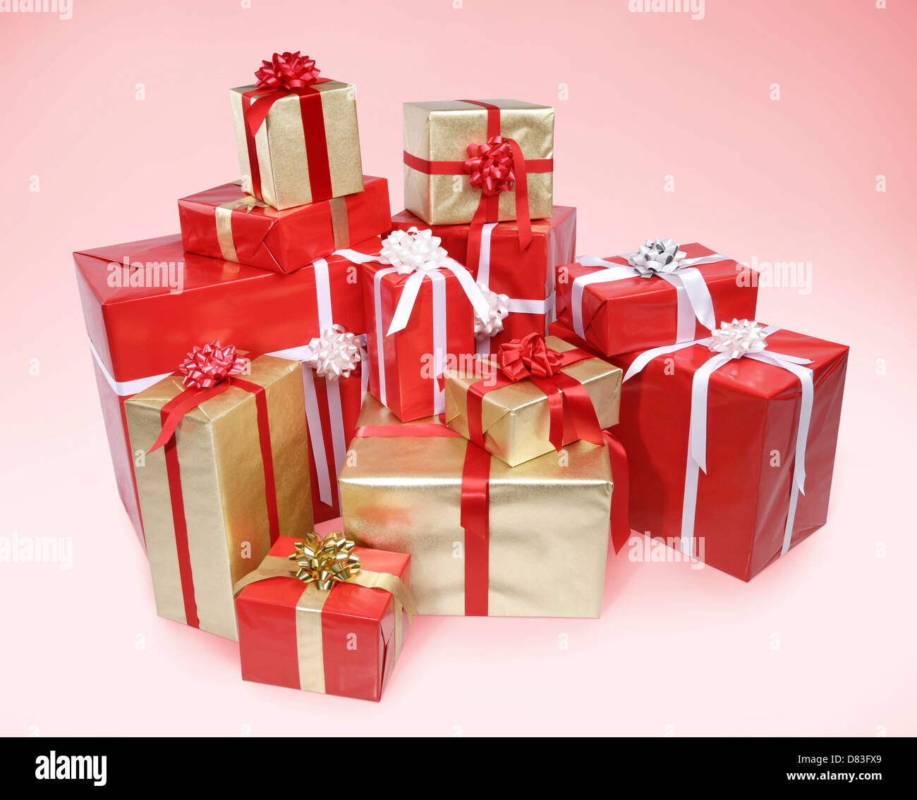 Pile boxes hi-res stock photography and images - Alamy