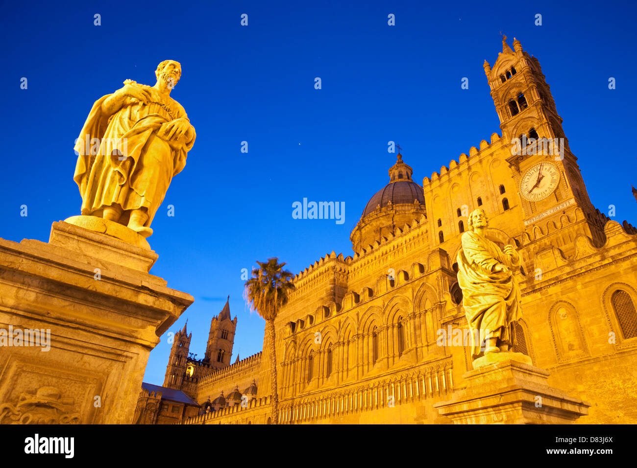 Palermo - South portal of Cathedral or Duomo and statue of st. Proculus ...