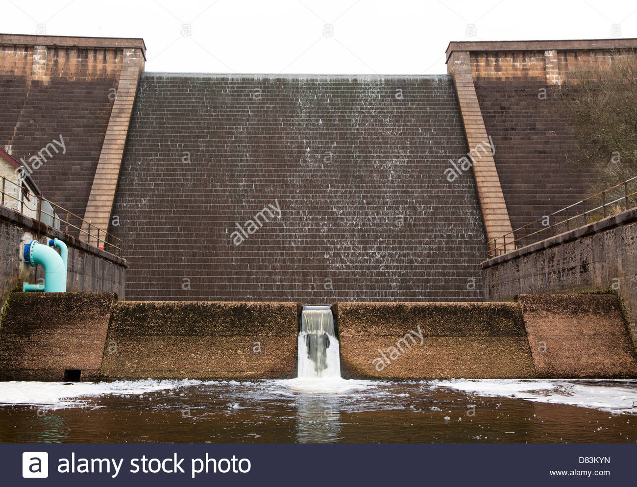 Cascading Pool High Resolution Stock Photography and Images - Alamy
