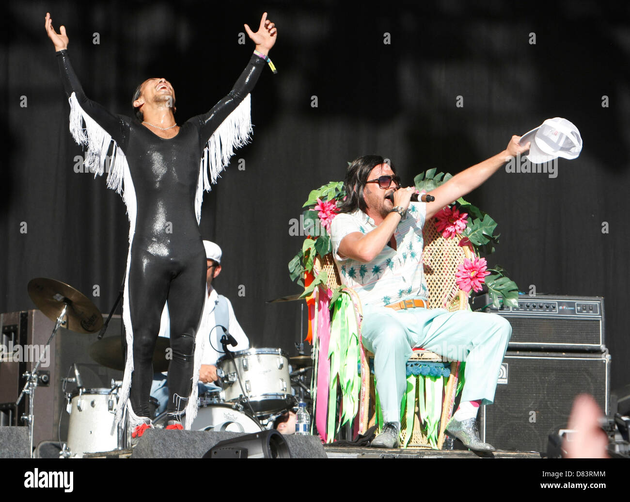 Miguel Mantovani , the cuban brothers live on stage at bestival ...