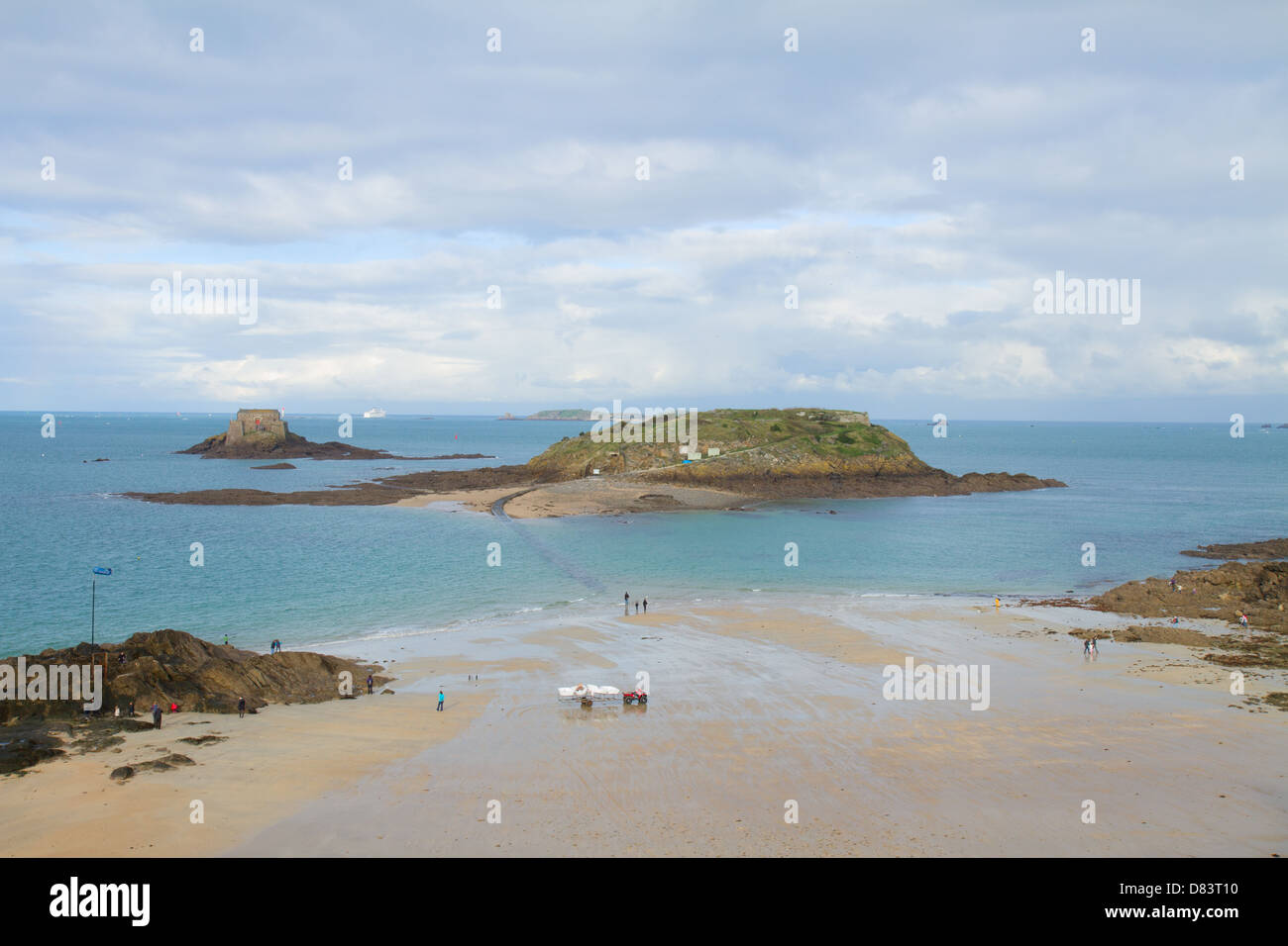 tidal islands, Saint Malo, Brittany, France Stock Photo - Alamy