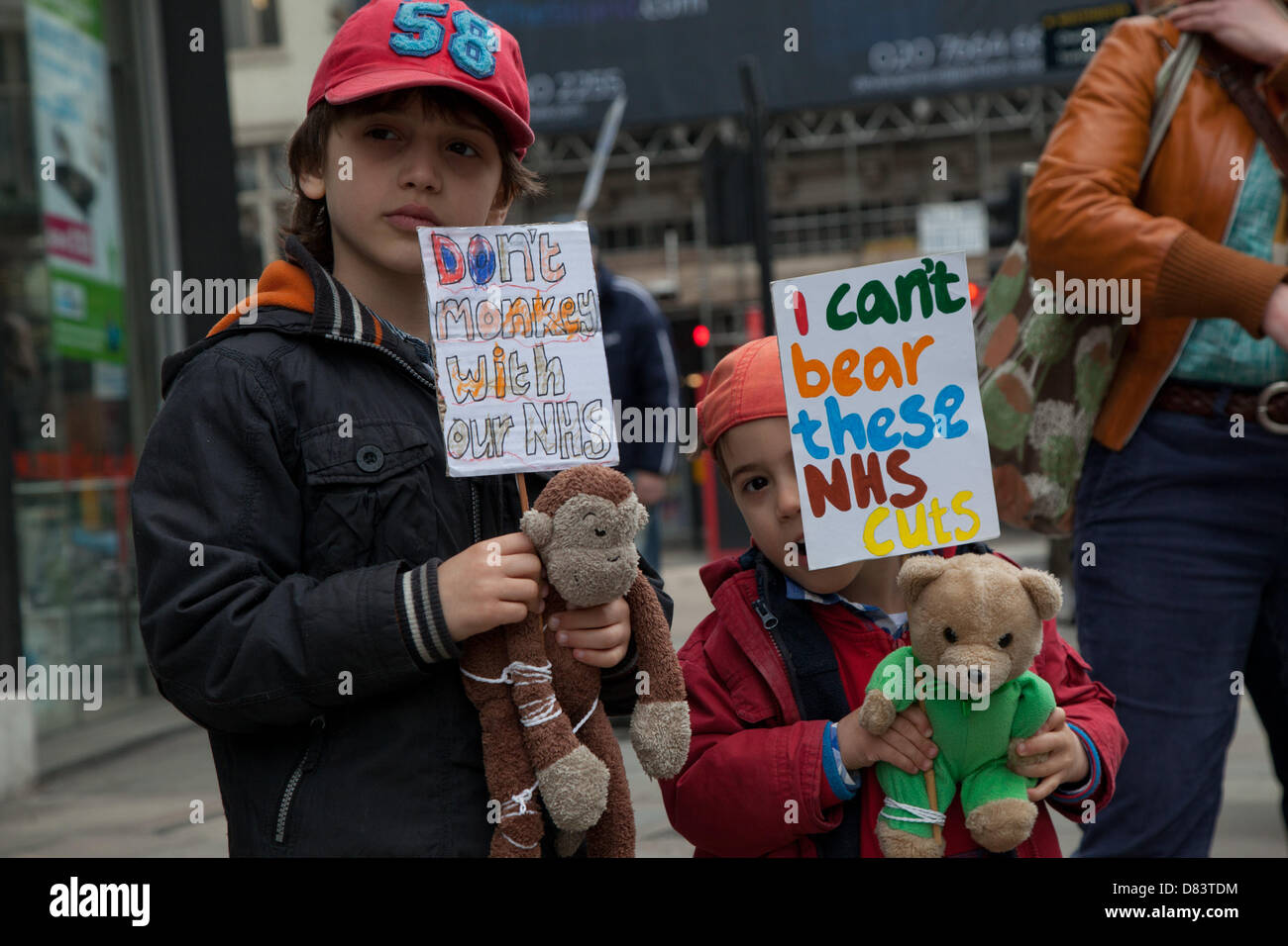 London, UK. 18th May 2013. Young children join the demonstration while ...