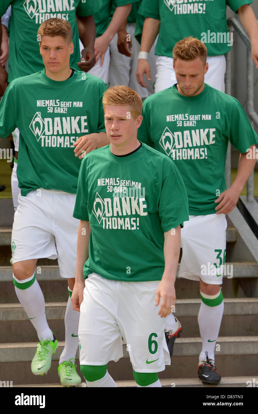 Team mates kevin de bruyne hi-res stock photography and images - Alamy