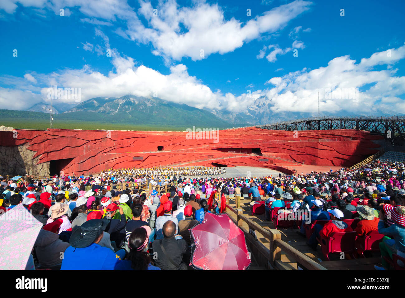 Crowd in the Impression of Lijiang cultural performance dance ...