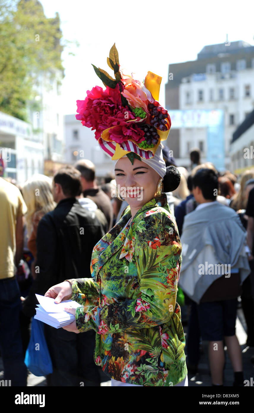 Female impersonator hi-res stock photography and images - Alamy