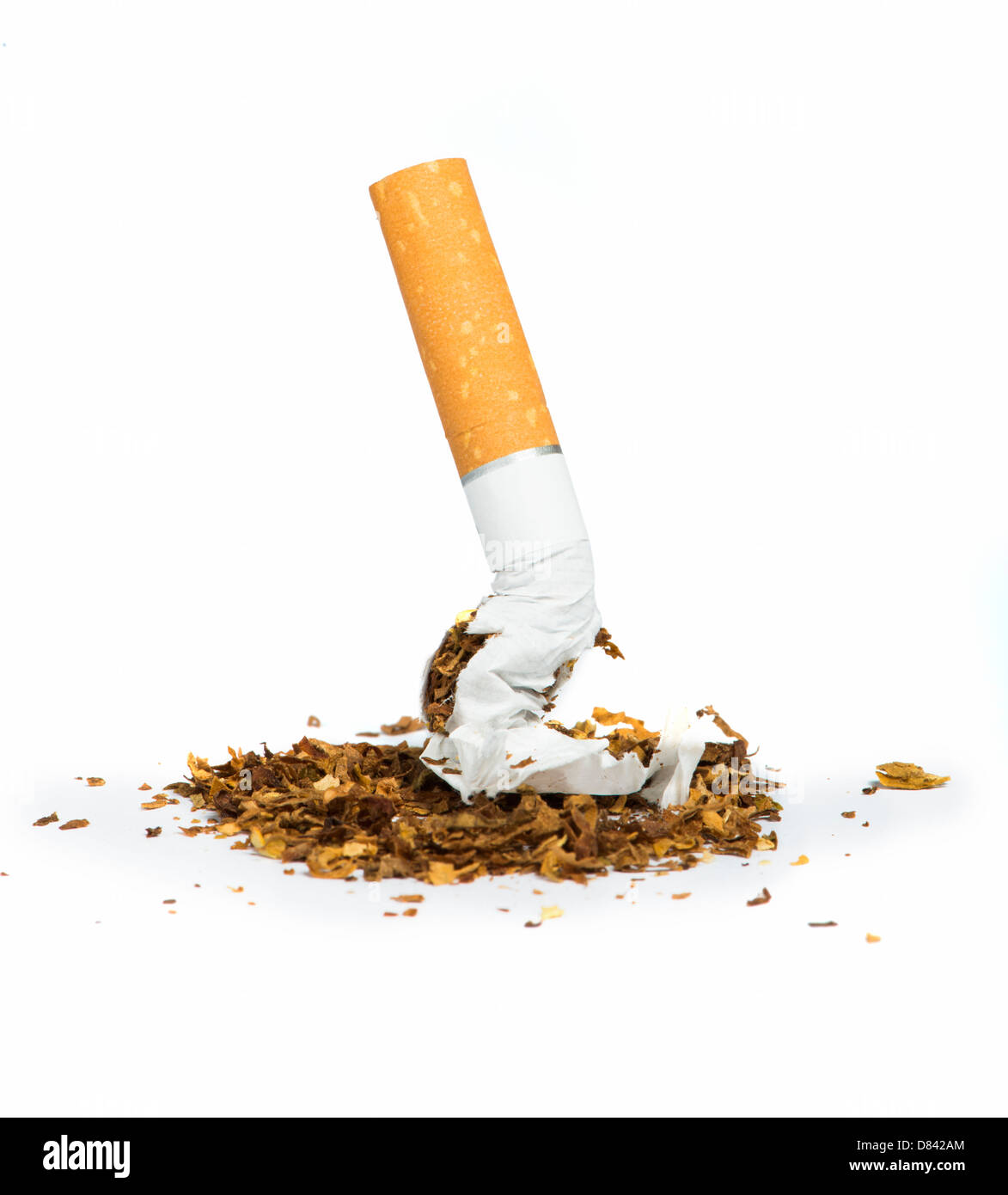 Crumpled cigarette and tabaco Stock Photo - Alamy