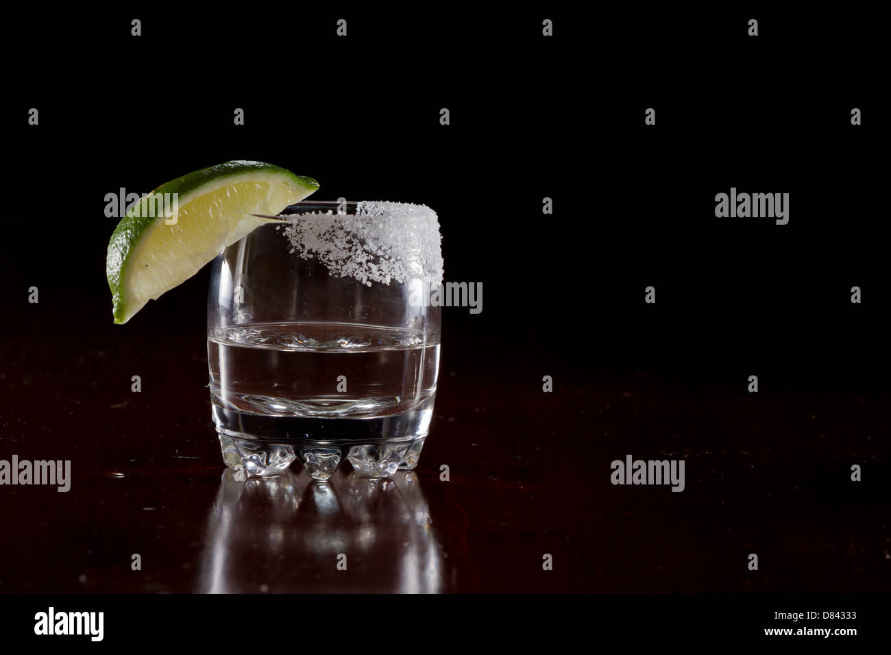 Silver tequila salt hi-res stock photography and images - Alamy