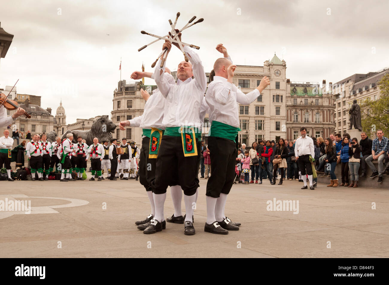 Morris men sword dance hi-res stock photography and images - Alamy