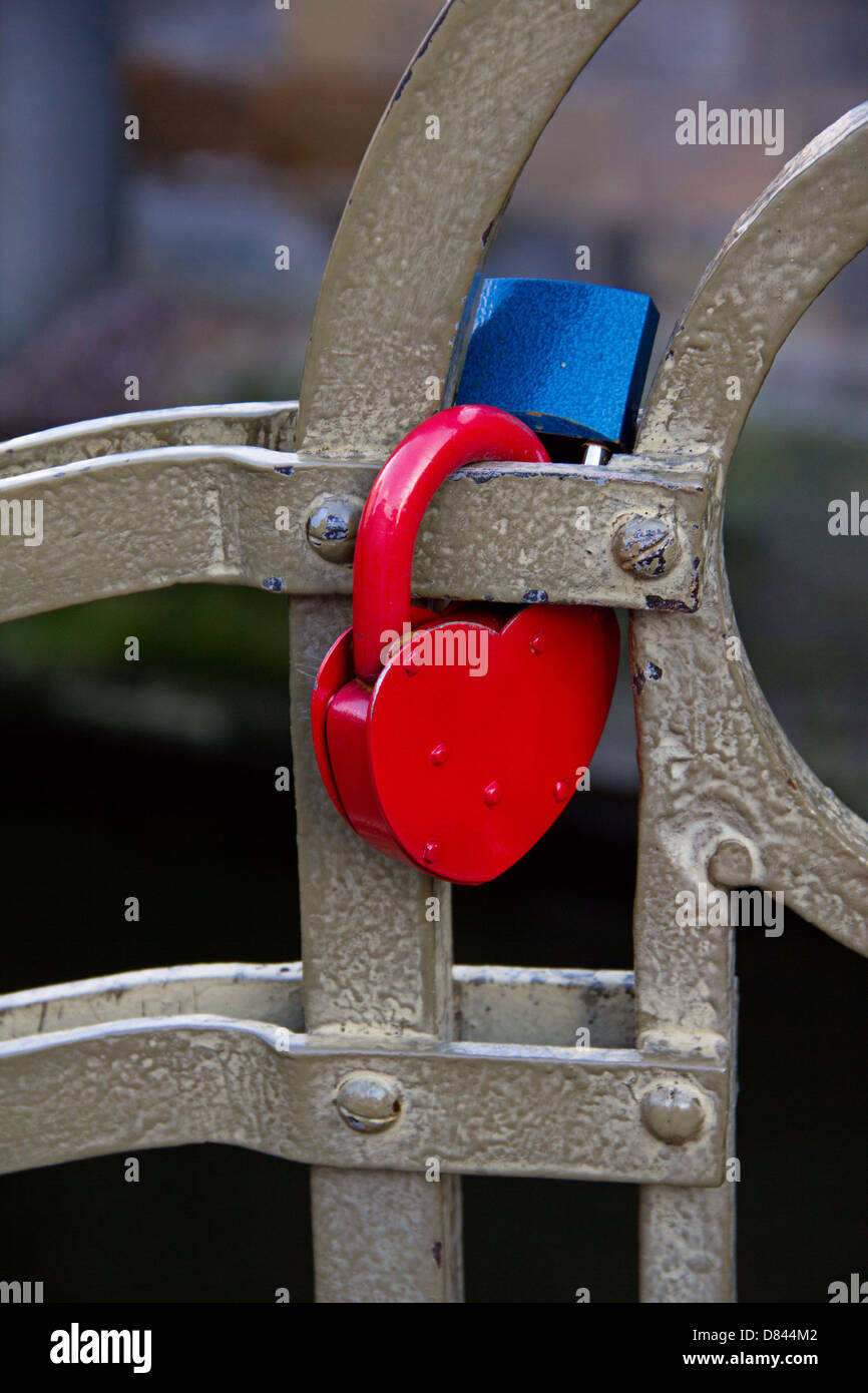 Padlocks on fence on bridge in Prague, symbol of love Stock Photo - Alamy