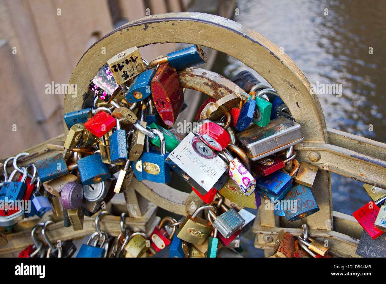 Padlocks on fence on bridge in Prague, symbol of love Stock Photo - Alamy