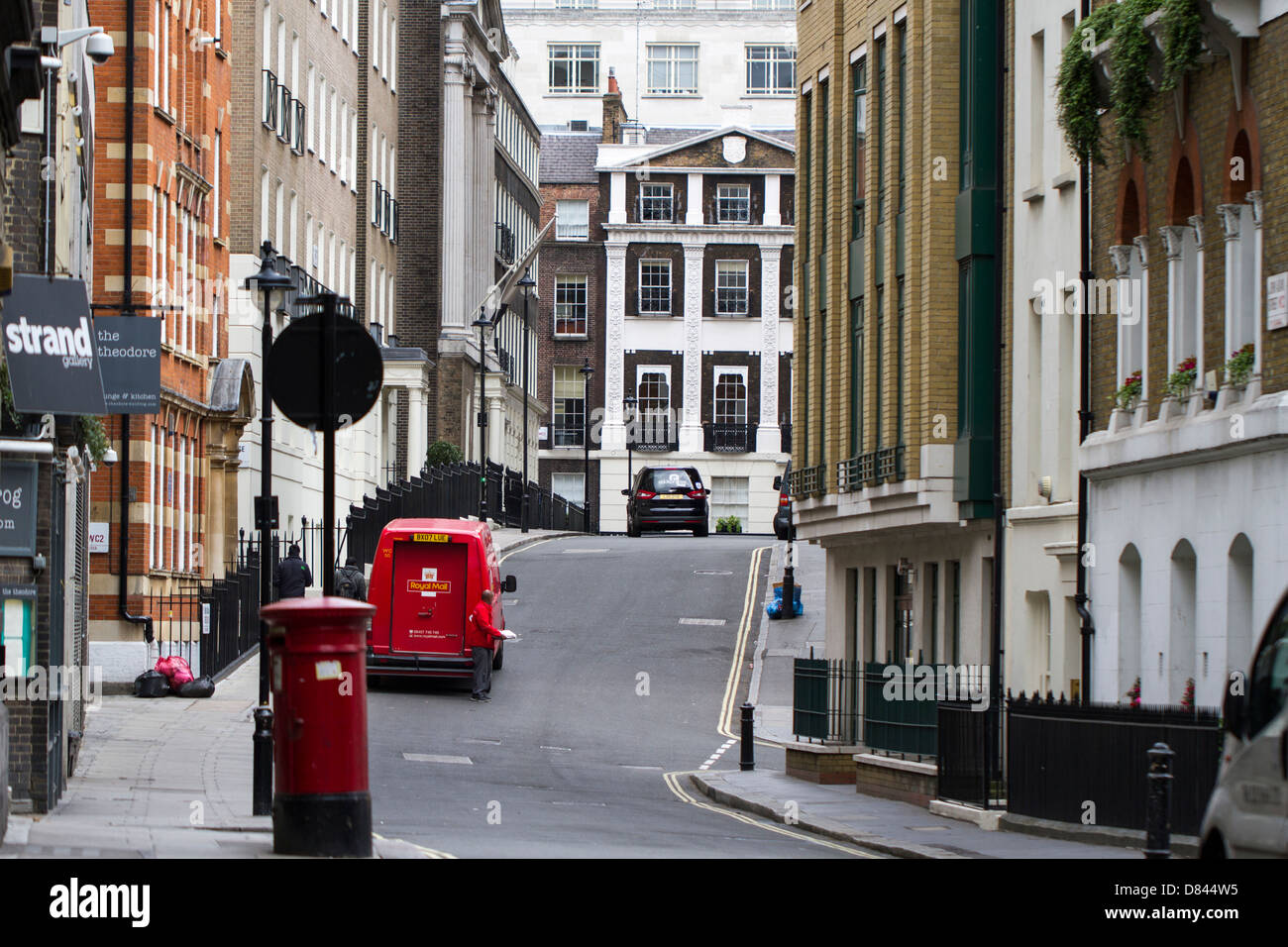 Urban Street Scene of London Stock Photo - Alamy