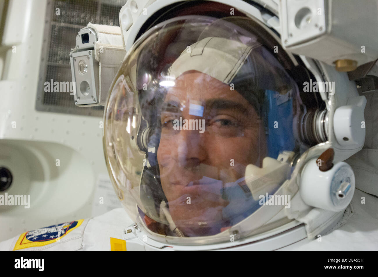 Spacesuit head hi-res stock photography and images - Alamy