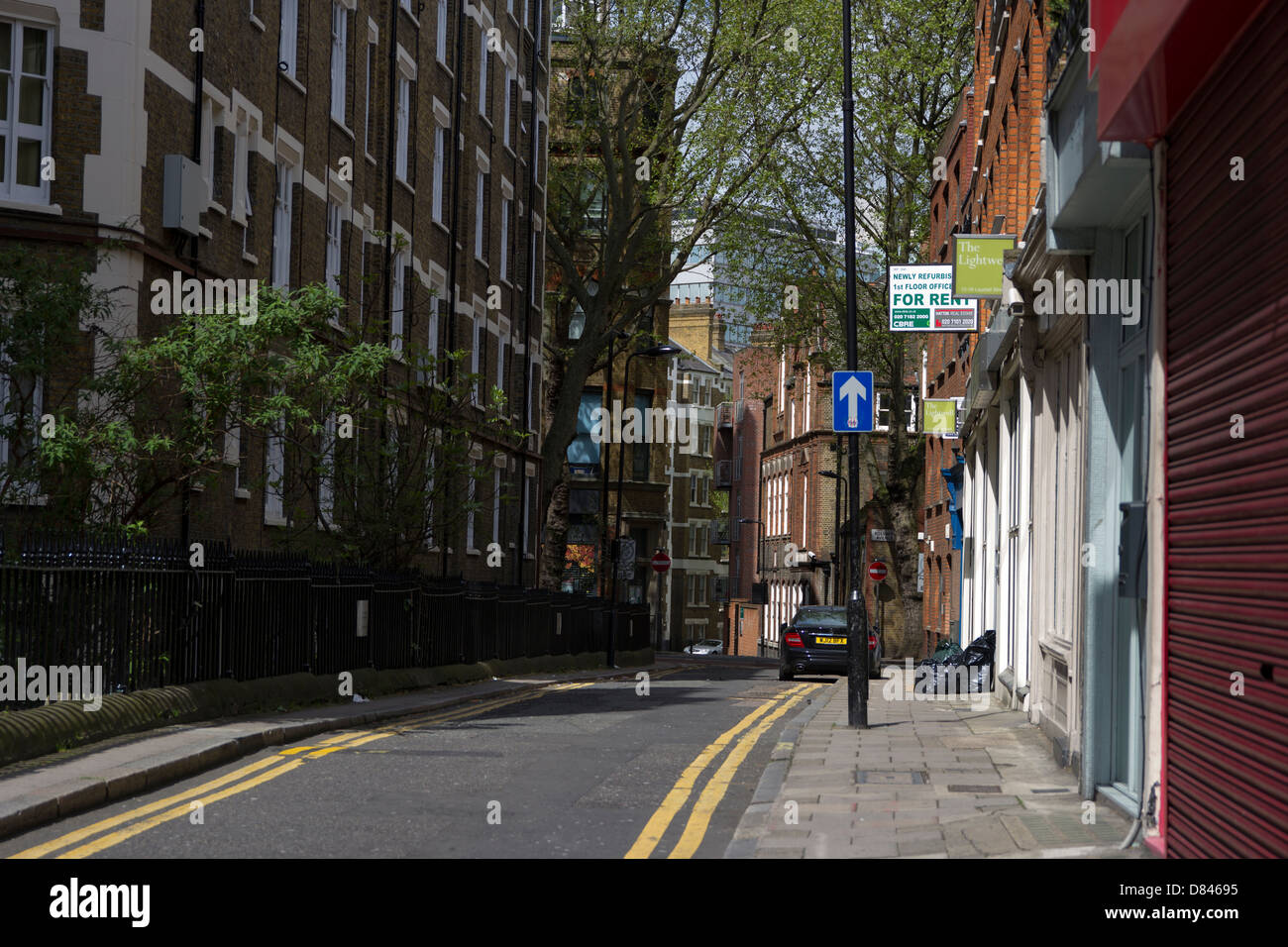 City street in London Stock Photo - Alamy