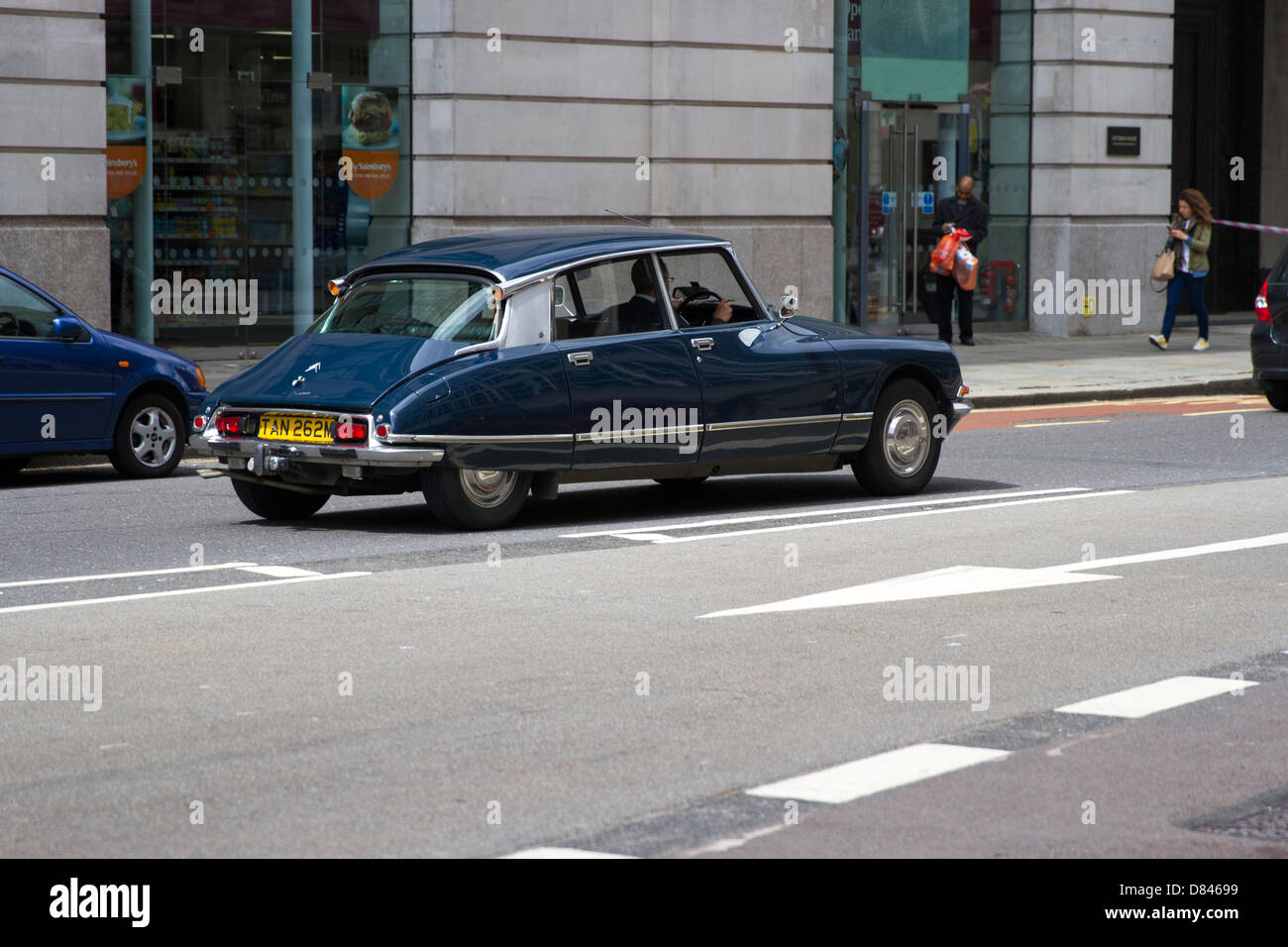 Classic British Car Stock Photo - Alamy