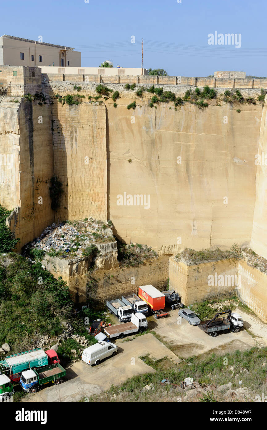 Malta steinbruch hi-res stock photography and images - Alamy