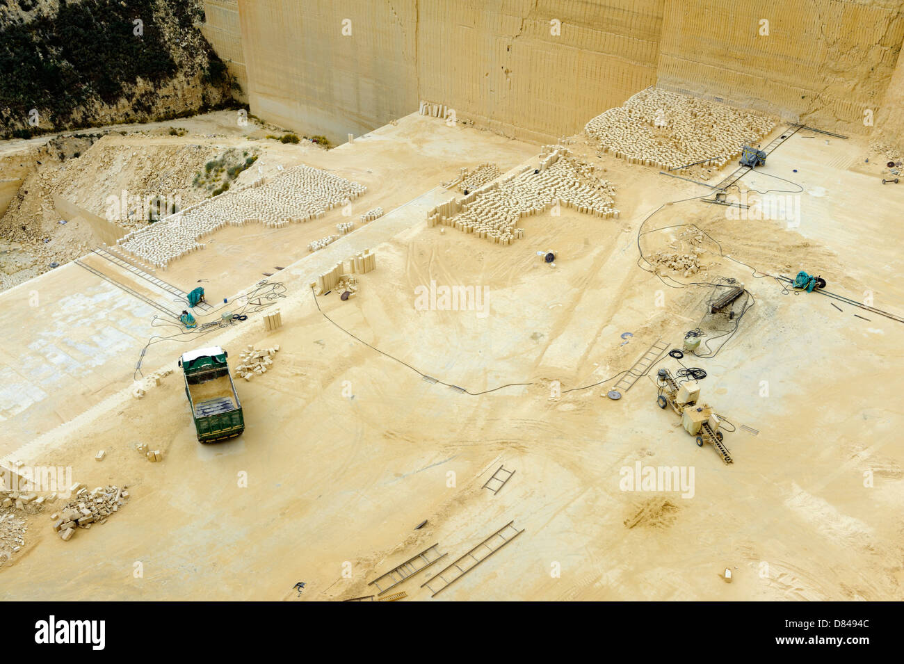 Malta steinbruch hi-res stock photography and images - Alamy