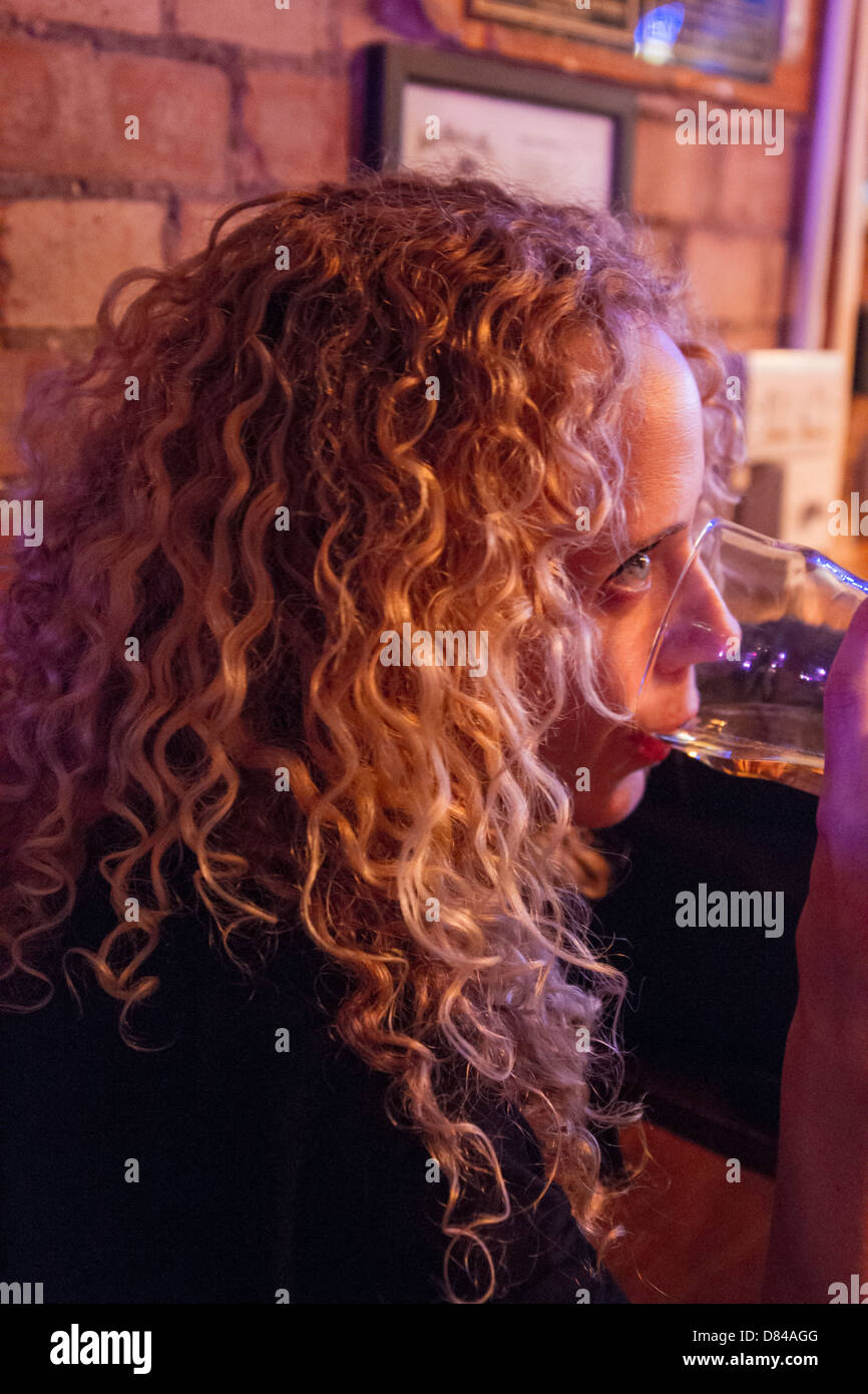 Women Drinking a Pint Stock Photo - Alamy