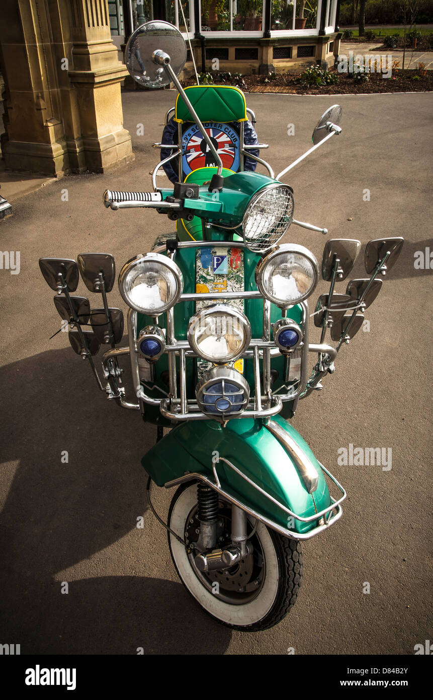 Mod scooter 1960s vintage hi-res stock photography and images - Alamy