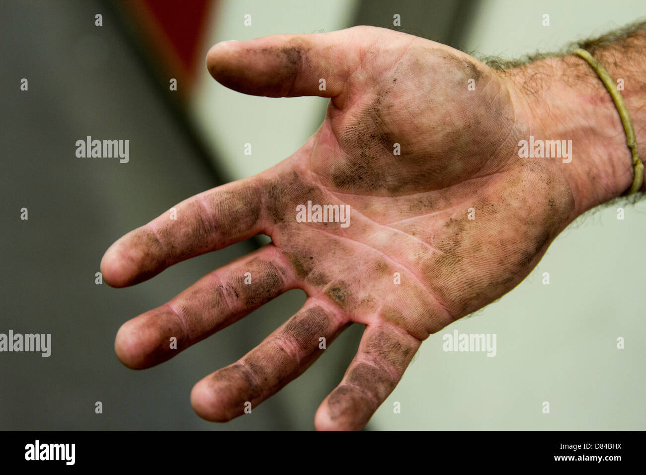 Poverty palm hi-res stock photography and images - Alamy