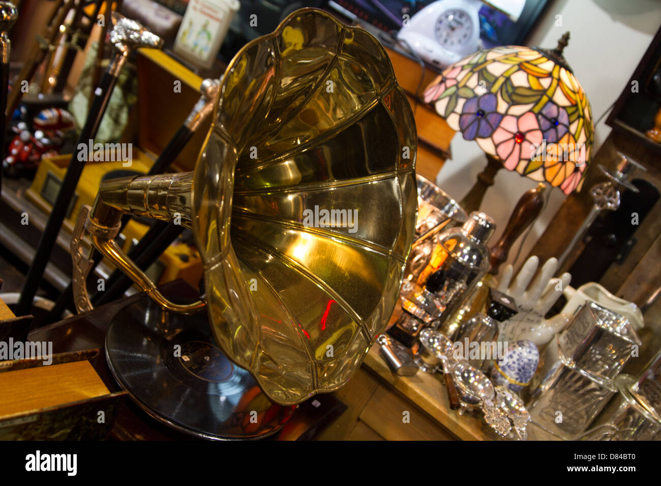 Old Fashion Turntable Stock Photo - Alamy