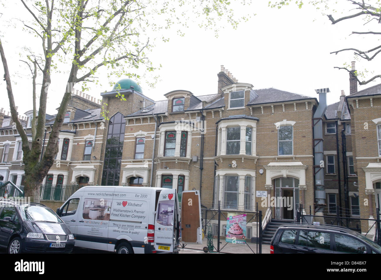 north london mosque cazenove road london n16 Stock Photo - Alamy