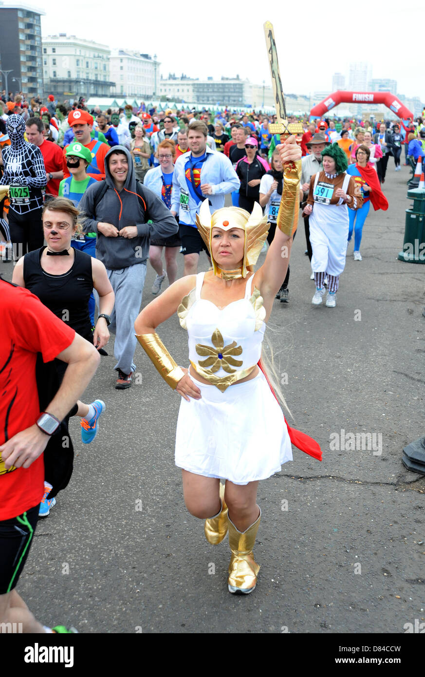 Hove, Sussex UK. 19th May 2013. Hundreds of people including children ...