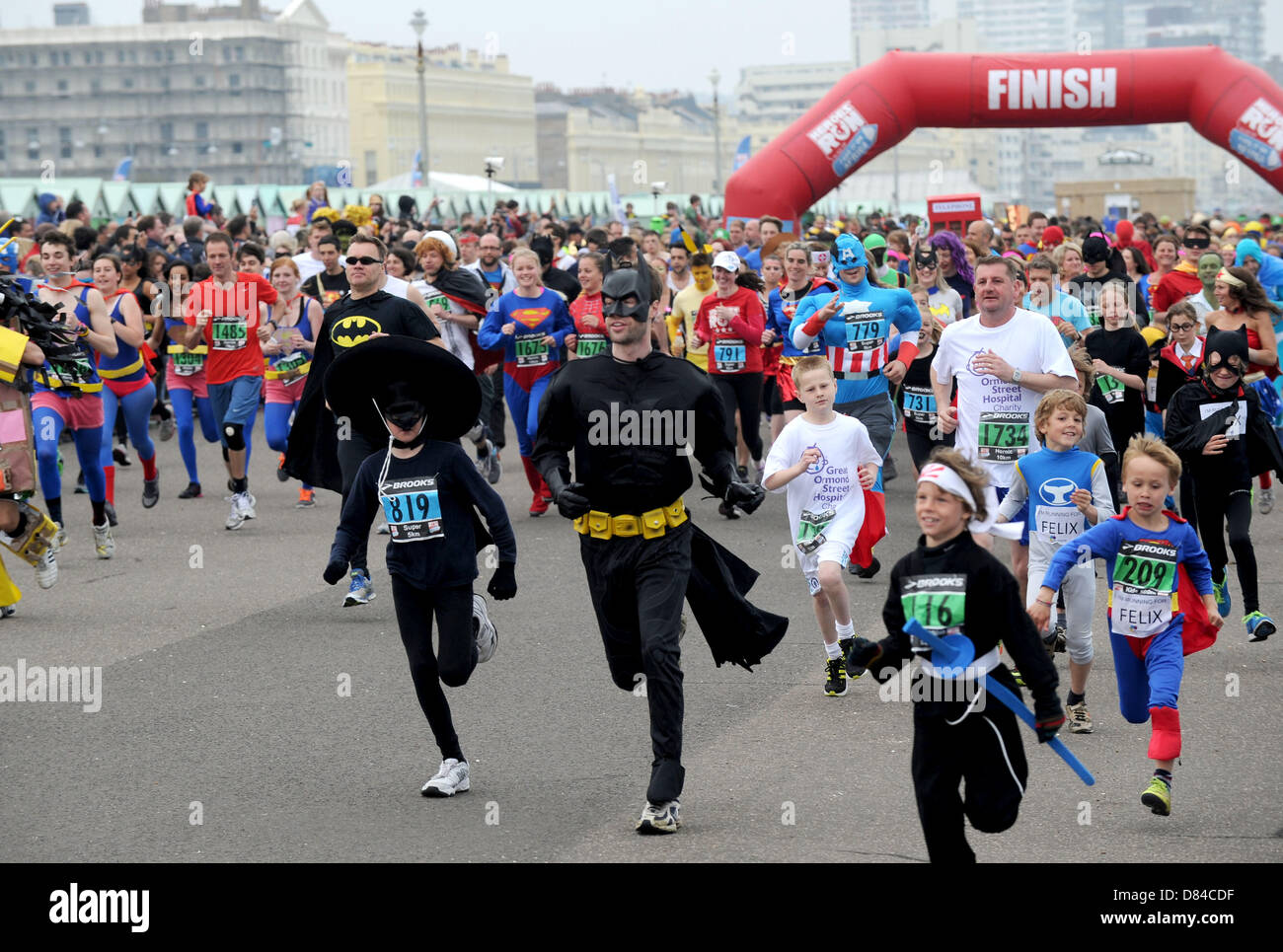 Hove, Sussex UK. 19th May 2013. Hundreds of people including children ...