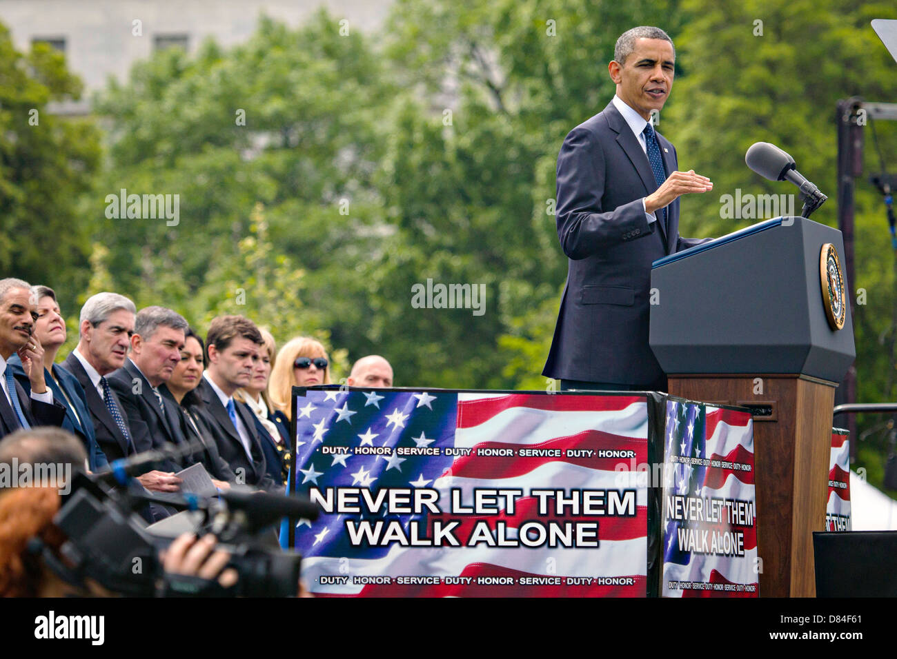 15 officers hi-res stock photography and images - Alamy