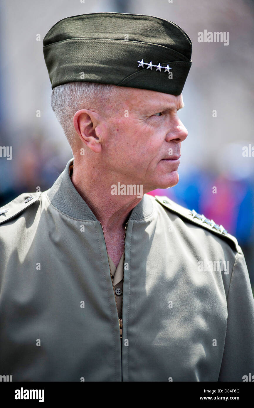 Gen james amos hi-res stock photography and images - Alamy