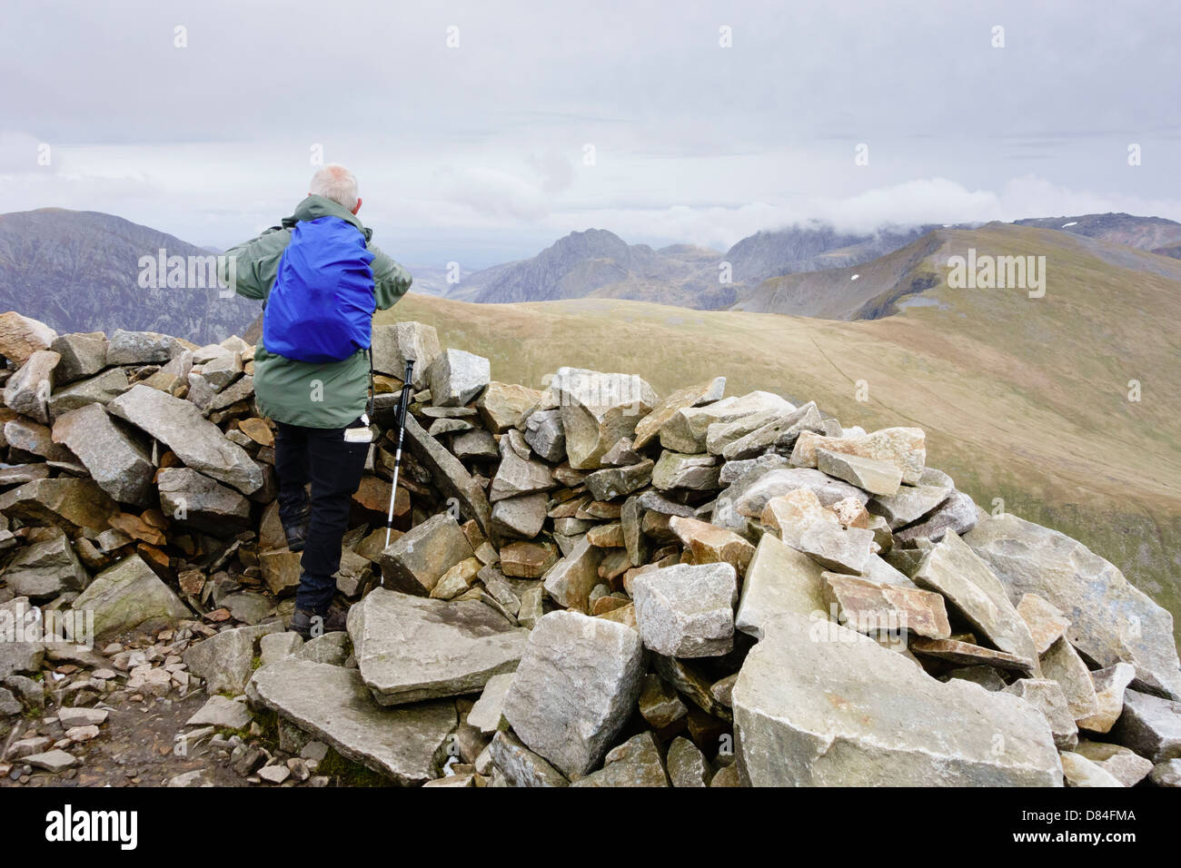 Mt tryfan summit hi-res stock photography and images - Alamy