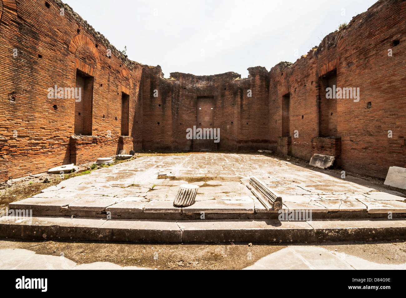 archeologic ruins of Pompeii in Italy Stock Photo - Alamy