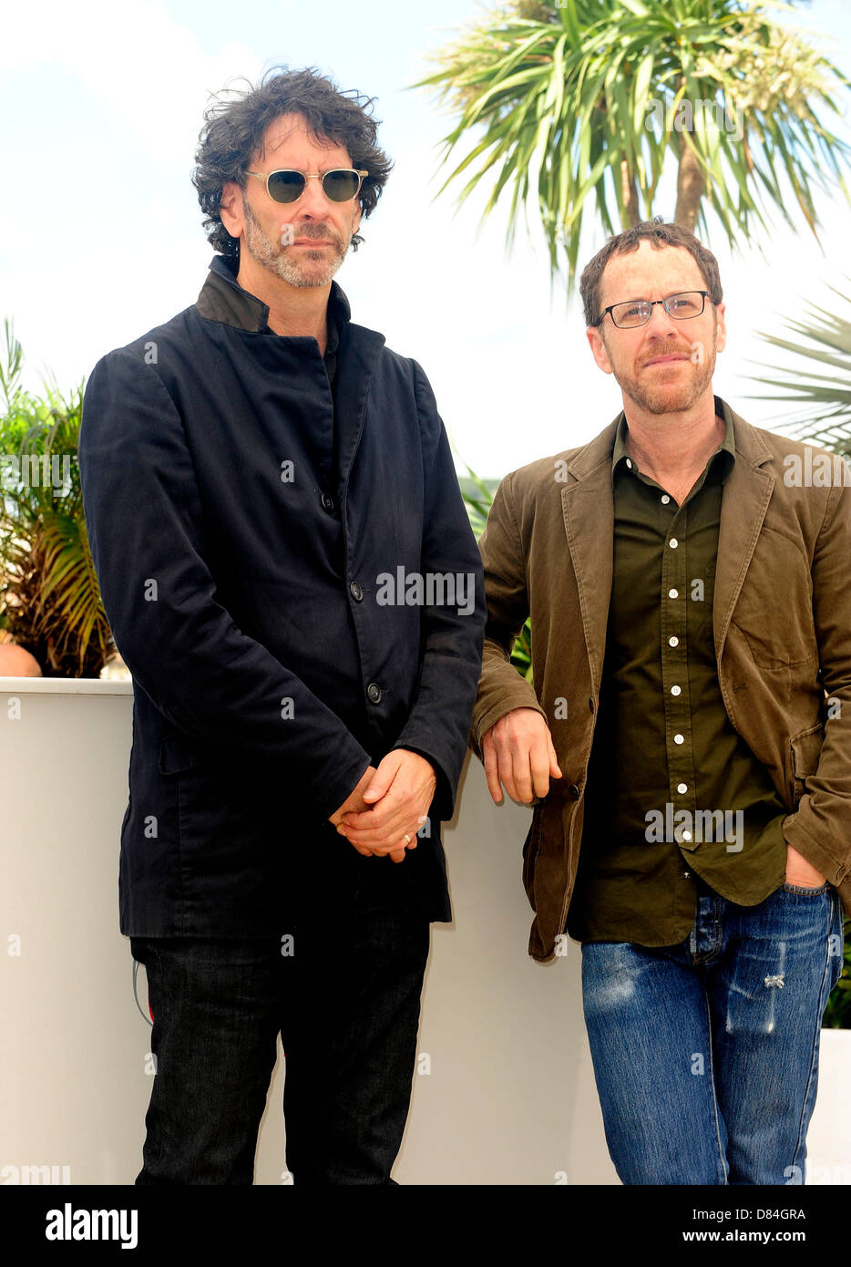 Cannes, France. 19th May, 2013. The Cohen brothers at the Photocall for ...