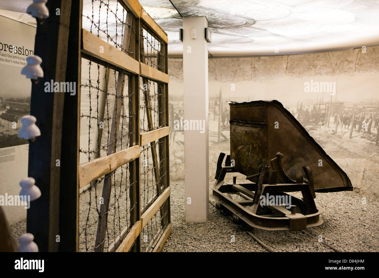 Wwii cart hi-res stock photography and images - Alamy