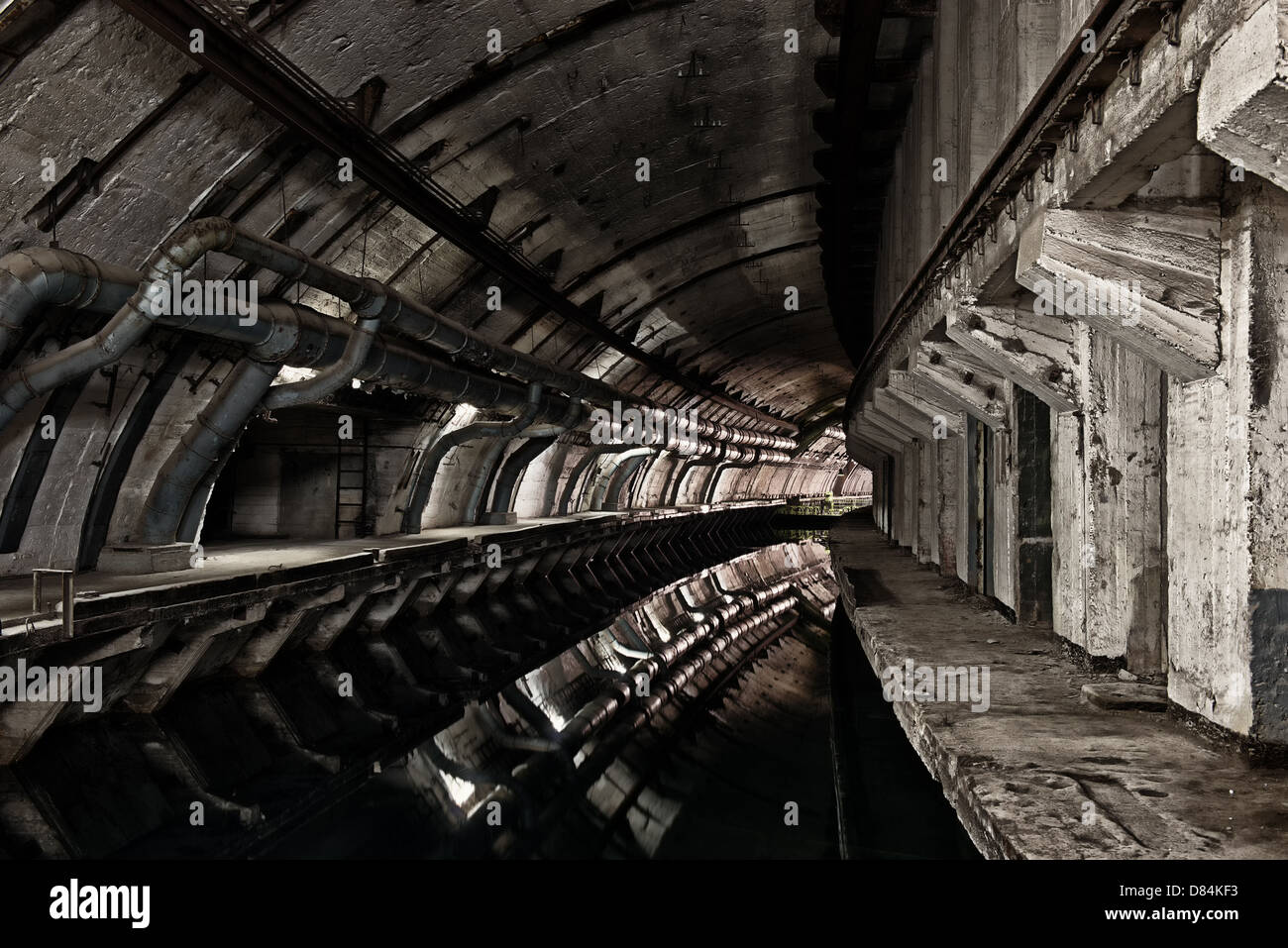 Deep underground military base hi-res stock photography and images - Alamy