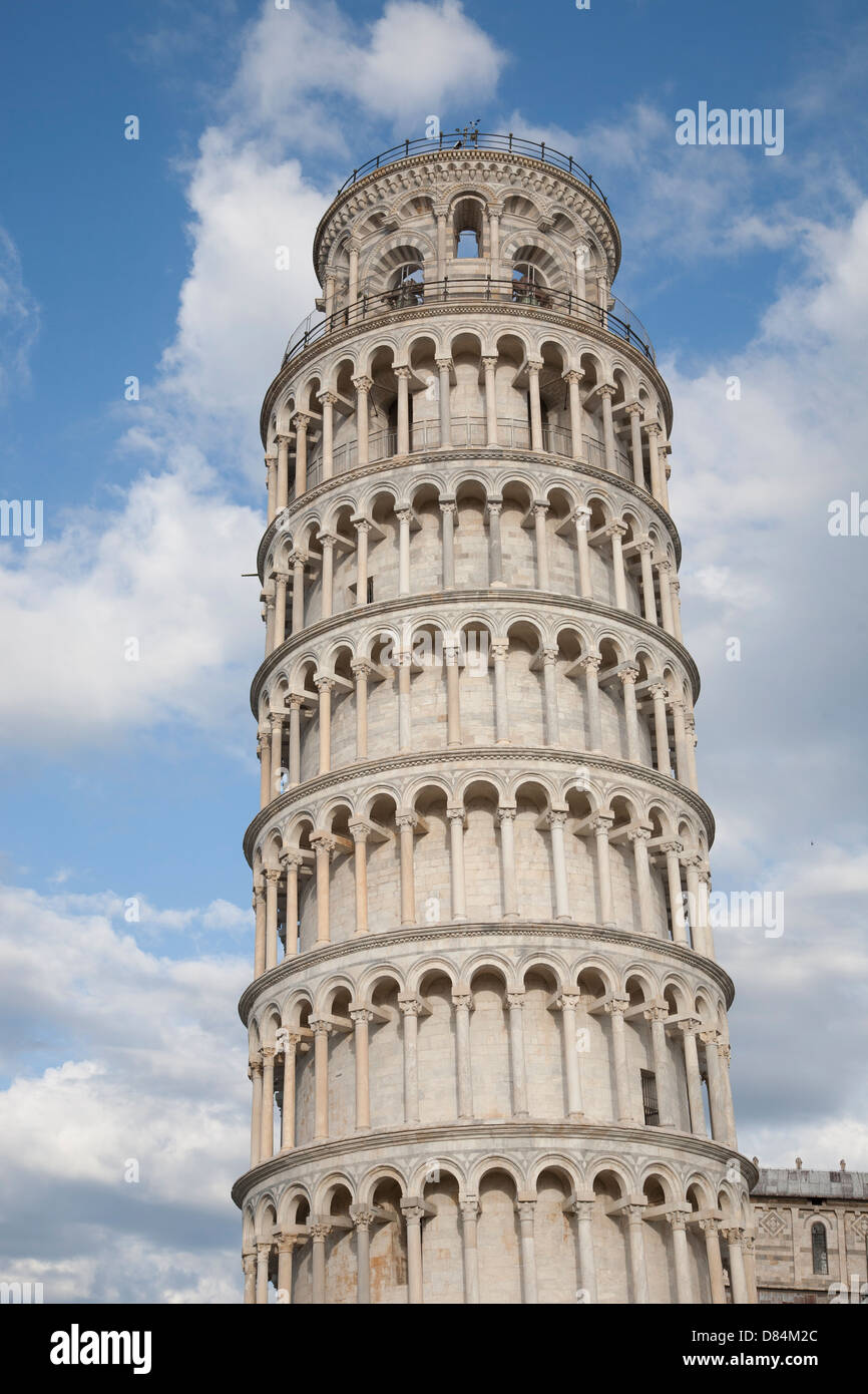 Tower of Pisa, Italy against Blue Cloudy Sky Stock Photo - Alamy