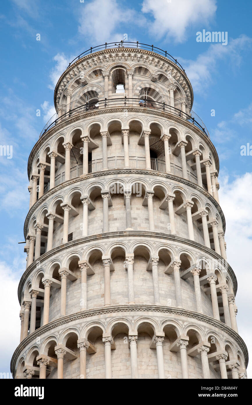 Leaning Tower of Pisa, Italy against Blue Cloudy Sky Stock Photo - Alamy