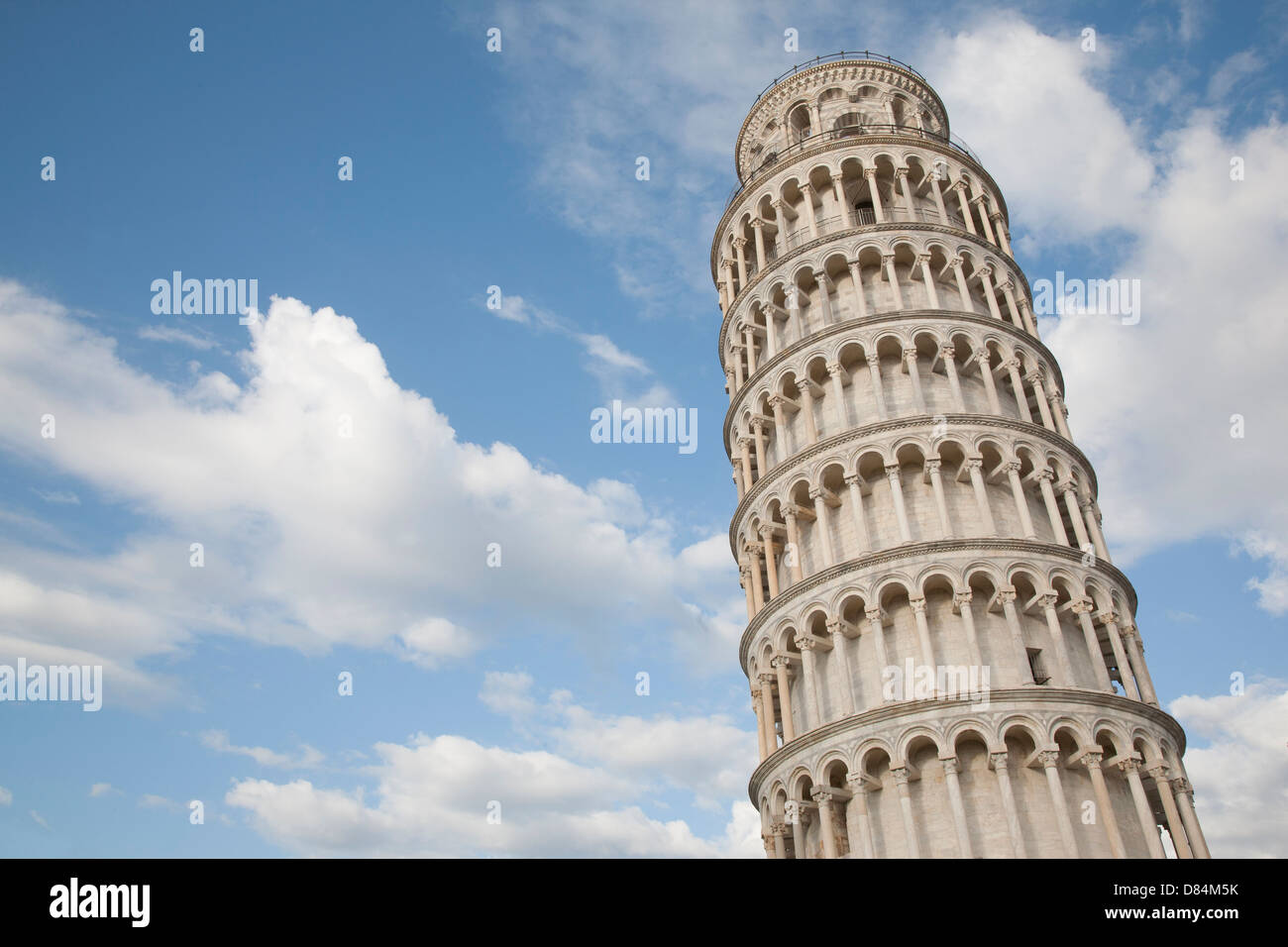 Leaning Tower of Pisa, Italy against Blue Cloudy Sky Stock Photo - Alamy